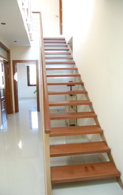 Escaleras y barandas - Carpintería Pedro Gómez